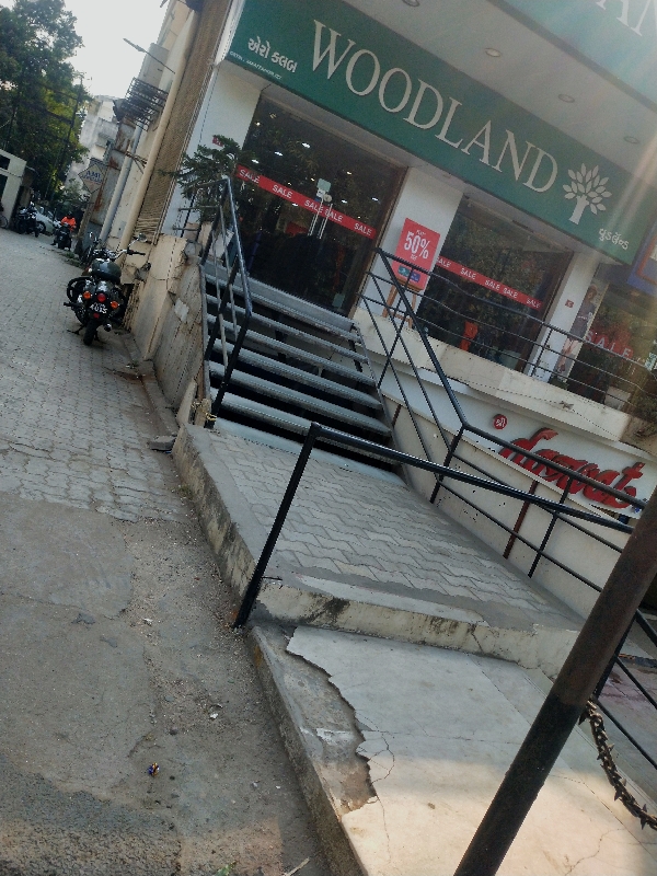 WOODLAND STORE - Voice of SAP